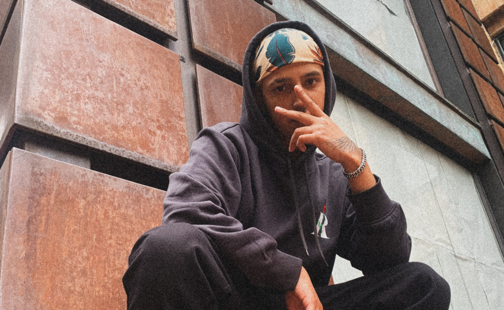 DIMC está de estreno con “Bien Raro” - N. A. C. O. Magazine