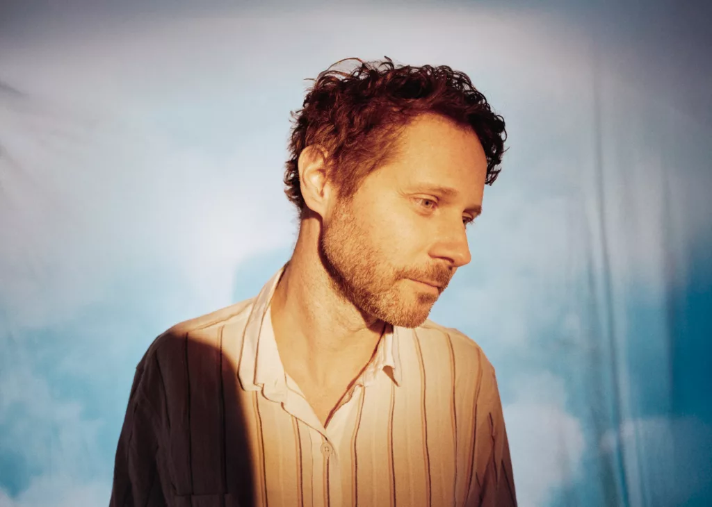 Dan Manga estrena "Natural Light", su séptimo álbum de estudio - N. A. C. O. Magazine